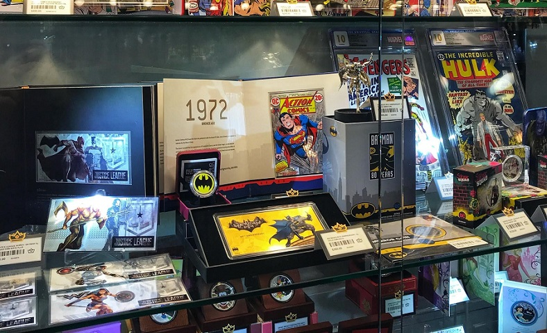 Batman Memorabilia Display Case - Showfront Collectors