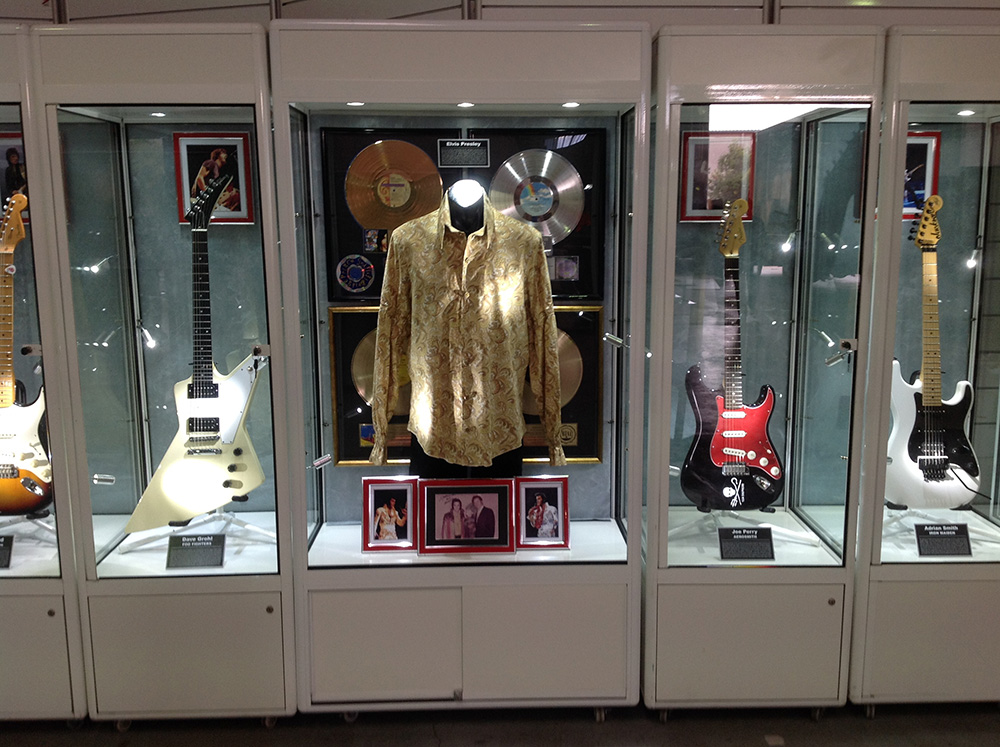 Display Cabinets Gallery | Showfront - Showfront Retailers